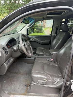 Melns Nissan Navara 2008 Kauņa, ar dzinēja tilpumu 2.49 L un nobraukumu 310 tūkst. km par 5050 €, foto 13 vietnē AUTOMOTO.COM.LV