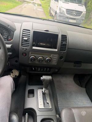 Melns Nissan Navara 2008 Kauņa, ar dzinēja tilpumu 2.49 L un nobraukumu 310 tūkst. km par 5050 €, foto 14 vietnē AUTOMOTO.COM.LV