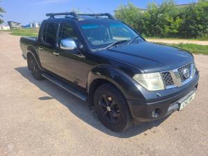 Black Nissan Navara 2008 in Panevezys, with an engine capacity of 0.00 L and mileage of 199 thousand km for 4500 €, photo  on AUTOMOTO.COM.LV