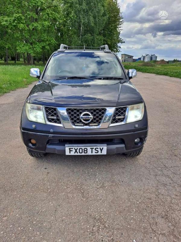 Melns Nissan Navara 2008 Panevēža, ar dzinēja tilpumu 2.50 L un nobraukumu 174 tūkst. km par 3600 €, foto 2 vietnē AUTOMOTO.COM.LV