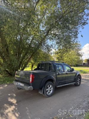 Black Nissan Navara 2008 in Liepaja, with an engine capacity of 2.50 L and mileage of 0 thousand km for 3300 €, photo  on AUTOMOTO.COM.LV