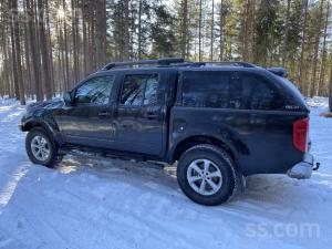 Melns Nissan Navara 2009 Kuldīga, ar dzinēja tilpumu 2.50 L un nobraukumu 186 tūkst. km par 13900 €, foto 2 vietnē AUTOMOTO.COM.LV