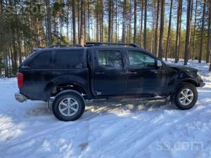 Melns Nissan Navara 2009 Kuldīga, ar dzinēja tilpumu 2.50 L un nobraukumu 186 tūkst. km par 13900 €, foto 4 vietnē AUTOMOTO.COM.LV