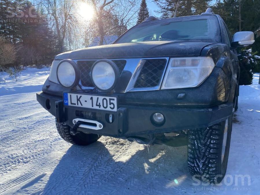 Melns Nissan Navara 2009 Kuldīga, ar dzinēja tilpumu 2.50 L un nobraukumu 186 tūkst. km par 13900 €, foto 17 vietnē AUTOMOTO.COM.LV