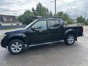 Melns Nissan Navara 2010 Kauņa, ar dzinēja tilpumu 2.50 L un nobraukumu 108 tūkst. km par 3650 €, foto 4 vietnē AUTOMOTO.COM.LV