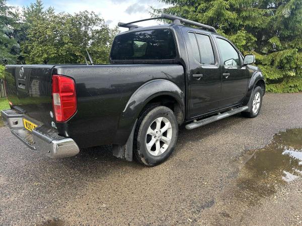 Melns Nissan Navara 2010 Kauņa, ar dzinēja tilpumu 2.50 L un nobraukumu 108 tūkst. km par 3650 €, foto 5 vietnē AUTOMOTO.COM.LV