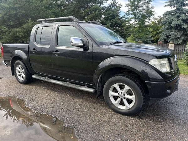 Melns Nissan Navara 2010 Kauņa, ar dzinēja tilpumu 2.50 L un nobraukumu 108 tūkst. km par 3650 €, foto 6 vietnē AUTOMOTO.COM.LV