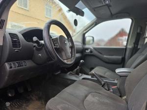 Melns Nissan Navara 2010 Rokiškis, ar dzinēja tilpumu 2.50 L un nobraukumu 540 tūkst. km par 3500 €, foto 8 vietnē AUTOMOTO.COM.LV