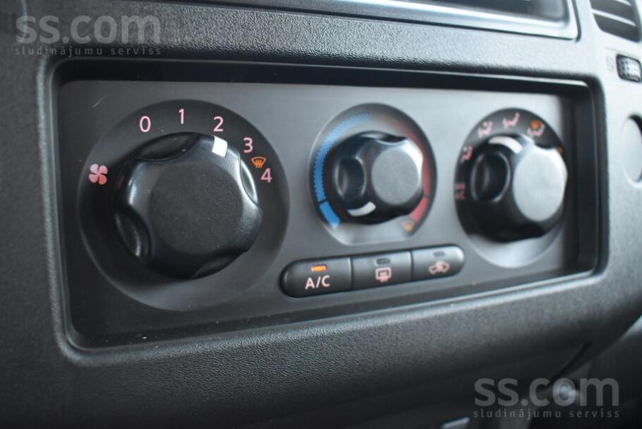 Melns Nissan Navara 2012 Kuldīga, ar dzinēja tilpumu 2.50 L un nobraukumu 0 tūkst. km par 9350 €, foto 11 vietnē AUTOMOTO.COM.LV