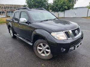 Melns Nissan Navara 2012 Jonava, ar dzinēja tilpumu 2.49 L un nobraukumu 95 tūkst. km par 3799 €, foto  vietnē AUTOMOTO.COM.LV