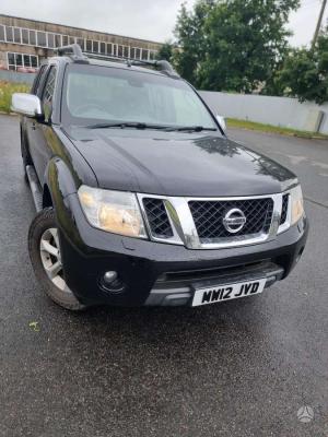 Melns Nissan Navara 2012 Jonava, ar dzinēja tilpumu 2.49 L un nobraukumu 95 tūkst. km par 3799 €, foto 3 vietnē AUTOMOTO.COM.LV