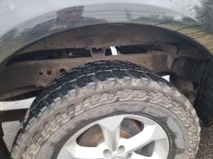 Melns Nissan Navara 2012 Jonava, ar dzinēja tilpumu 2.49 L un nobraukumu 95 tūkst. km par 3799 €, foto 10 vietnē AUTOMOTO.COM.LV