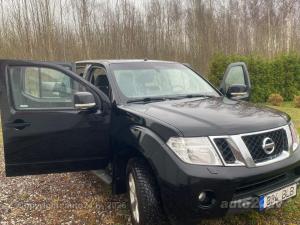 Melns Nissan Navara 2014 Tallina, ar dzinēja tilpumu 2.50 L un nobraukumu 130 tūkst. km par 13000 €, foto 14 vietnē AUTOMOTO.COM.LV