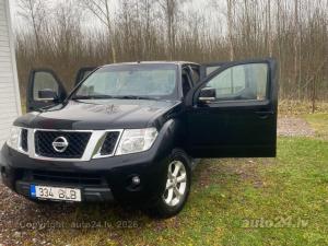 Melns Nissan Navara 2014 Tallina, ar dzinēja tilpumu 2.50 L un nobraukumu 130 tūkst. km par 13000 €, foto 15 vietnē AUTOMOTO.COM.LV