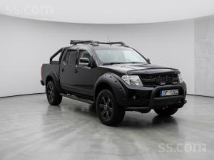Melns Nissan Navara 2014 Dobele, ar dzinēja tilpumu 2.50 L un nobraukumu 264 tūkst. km par 13500 €, foto 6 vietnē AUTOMOTO.COM.LV