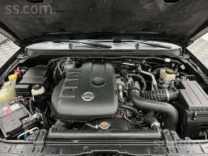 Melns Nissan Navara 2014 Dobele, ar dzinēja tilpumu 2.50 L un nobraukumu 264 tūkst. km par 13500 €, foto 7 vietnē AUTOMOTO.COM.LV