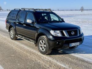 Black Nissan Navara 2015 in Marijampole, with an engine capacity of 2.50 L and mileage of 205 thousand km for 12500 €, photo  on AUTOMOTO.COM.LV
