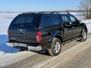 Черный Ниссан Навара 2015 в Мариямполе, объемом двигателя 2.50 л и пробегом 205 тыс. км за 12500 €, фото 4 на AUTOMOTO.COM.LV