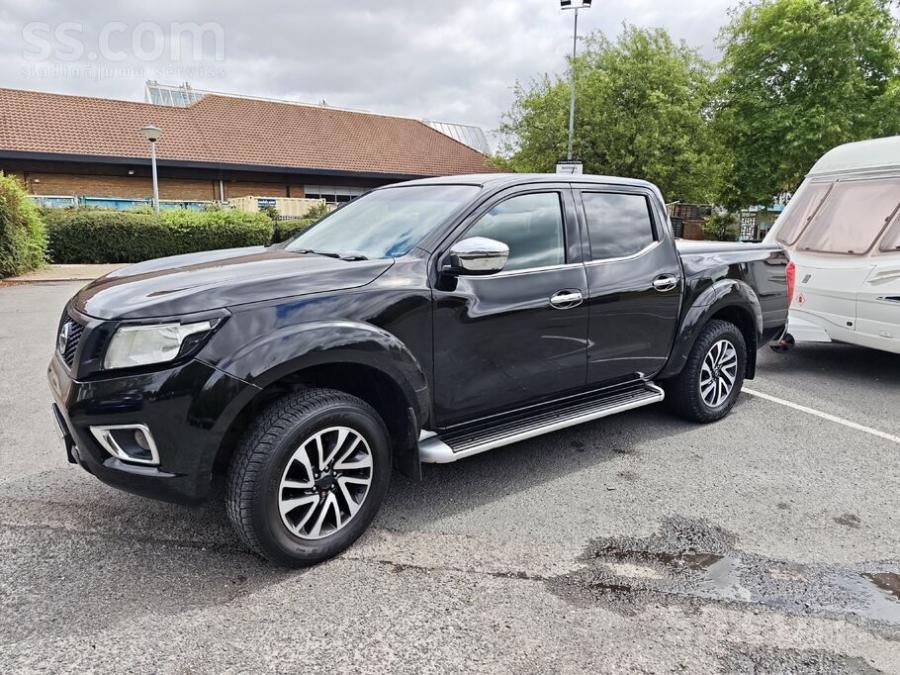 Black Nissan Navara 2016 in Jelgava, with an engine capacity of 2.30 L and mileage of 232 thousand km for 7800 €, photo 1 on AUTOMOTO.COM.LV