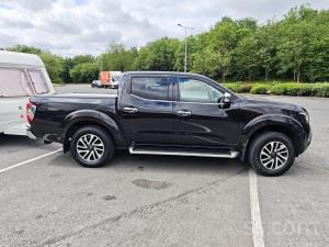 Black Nissan Navara 2016 in Jelgava, with an engine capacity of 2.30 L and mileage of 232 thousand km for 7800 €, photo 6 on AUTOMOTO.COM.LV