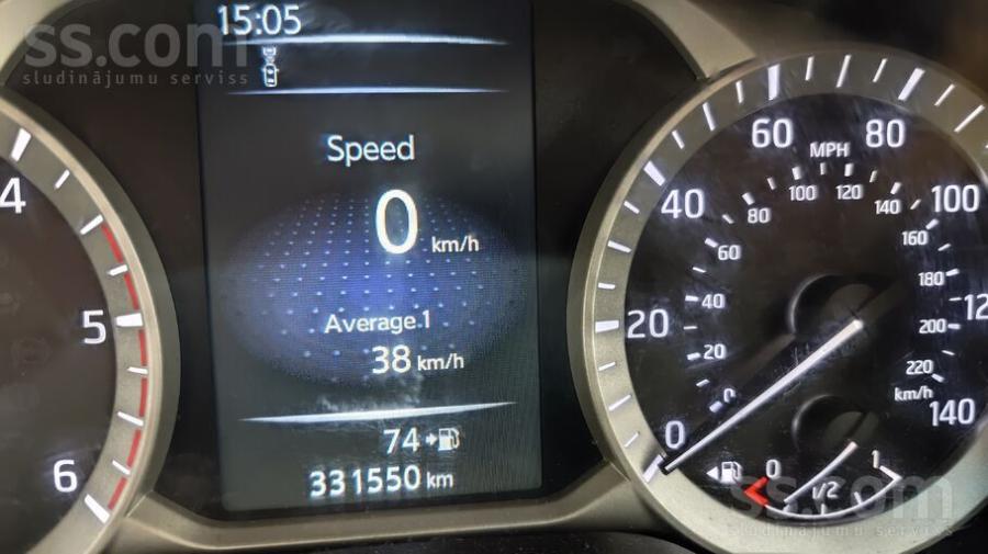 Black Nissan Navara 2016 in Jelgava, with an engine capacity of 2.30 L and mileage of 232 thousand km for 7800 €, photo 10 on AUTOMOTO.COM.LV