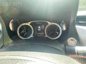 Black Nissan Navara 2016 in Talsi, with an engine capacity of 2.30 L and mileage of 192 thousand km for 16000 €, photo 15 on AUTOMOTO.COM.LV
