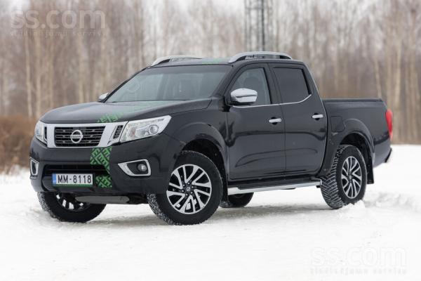 Black Nissan Navara 2017 in Jelgava, with an engine capacity of 2.30 L and mileage of 426 thousand km for 11500 €, photo 1 on AUTOMOTO.COM.LV