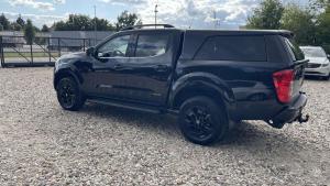 Black Nissan Navara 2020 in Kaunas, with an engine capacity of 2.30 L and mileage of 200 thousand km for 20999 €, photo 6 on AUTOMOTO.COM.LV