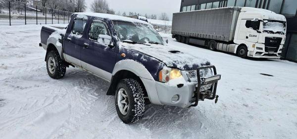 Zils Nissan Navara 2004 Kauņa, ar dzinēja tilpumu 2.50 L un nobraukumu 400 tūkst. km par 3250 €, foto 6 vietnē AUTOMOTO.COM.LV