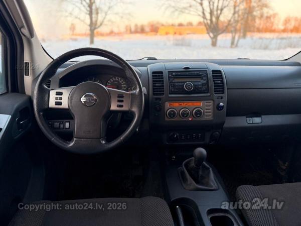 Zils Nissan Navara 2007 Tartu, ar dzinēja tilpumu 2.50 L un nobraukumu 0 tūkst. km par 4200 €, foto 7 vietnē AUTOMOTO.COM.LV