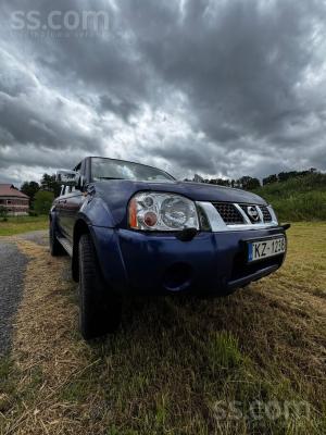 Zils Nissan Navara 2004 Rīga, ar dzinēja tilpumu 2.50 L un nobraukumu 323 tūkst. km par 4900 €, foto 5 vietnē AUTOMOTO.COM.LV
