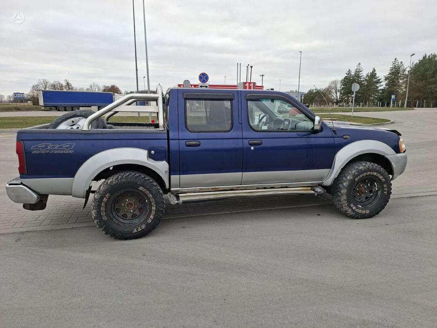 Zils Nissan Navara 2005 Panevēža, ar dzinēja tilpumu 0.00 L un nobraukumu 300 tūkst. km par 4700 €, foto 3 vietnē AUTOMOTO.COM.LV