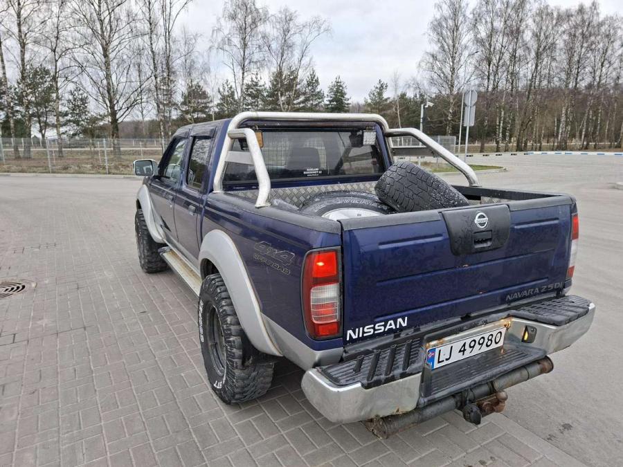 Zils Nissan Navara 2005 Panevēža, ar dzinēja tilpumu 0.00 L un nobraukumu 300 tūkst. km par 4700 €, foto 5 vietnē AUTOMOTO.COM.LV