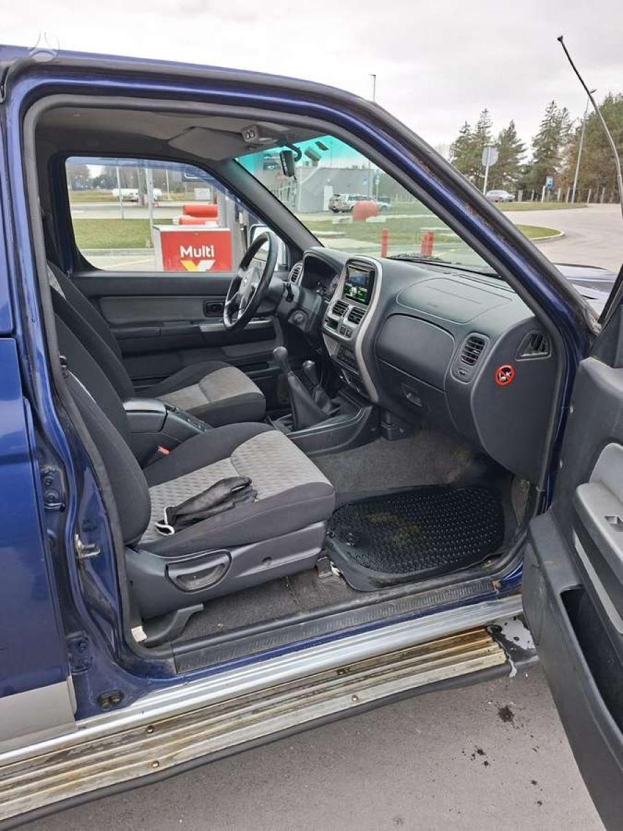 Zils Nissan Navara 2005 Panevēža, ar dzinēja tilpumu 0.00 L un nobraukumu 300 tūkst. km par 4700 €, foto 8 vietnē AUTOMOTO.COM.LV