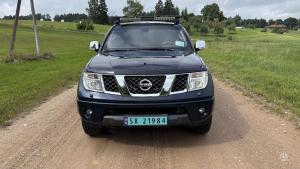 Blue Nissan Navara 2007 in Utena, with an engine capacity of 2.49 L and mileage of 220 thousand km for 3950 €, photo 3 on AUTOMOTO.COM.LV