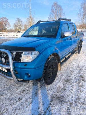 Blue Nissan Navara 2009 in Riga, with an engine capacity of 2.50 L and mileage of 370 thousand km for 6000 €, photo  on AUTOMOTO.COM.LV