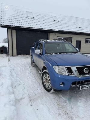 Blue Nissan Navara 2012 in Jonava, with an engine capacity of 3.00 L and mileage of 160 thousand km for 5999 €, photo 2 on AUTOMOTO.COM.LV