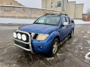 Blue Nissan Navara 2012 in Kaunas, with an engine capacity of 2.99 L and mileage of 306 thousand km for 8500 €, photo 1 on AUTOMOTO.COM.LV