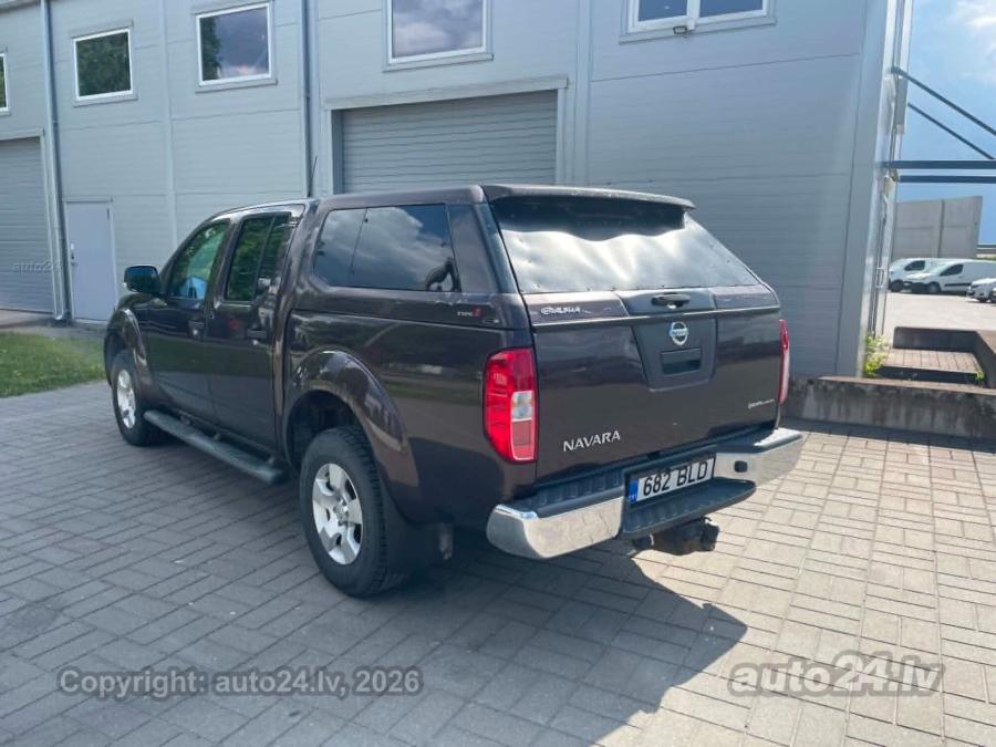 Brūns Nissan Navara 2011 Tallina, ar dzinēja tilpumu 2.50 L un nobraukumu 339 tūkst. km par 7200 €, foto 4 vietnē AUTOMOTO.COM.LV