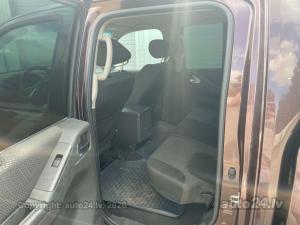Brūns Nissan Navara 2011 Tallina, ar dzinēja tilpumu 2.50 L un nobraukumu 339 tūkst. km par 7200 €, foto 7 vietnē AUTOMOTO.COM.LV