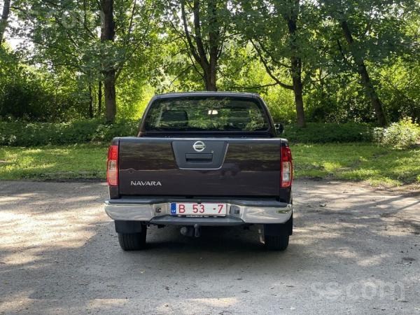 Brown Nissan Navara 2012 in Riga, with an engine capacity of 2.50 L and mileage of 205 thousand km for 7200 €, photo 6 on AUTOMOTO.COM.LV