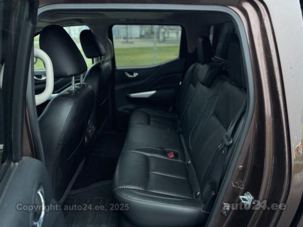Brūns Nissan Navara 2016 Pērnava, ar dzinēja tilpumu 2.30 L un nobraukumu 211 tūkst. km par 18500 €, foto 11 vietnē AUTOMOTO.COM.LV