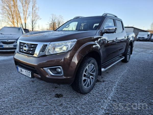 Brūns Nissan Navara 2017 Talsi, ar dzinēja tilpumu 2.30 L un nobraukumu 221 tūkst. km par 16700 €, foto 3 vietnē AUTOMOTO.COM.LV