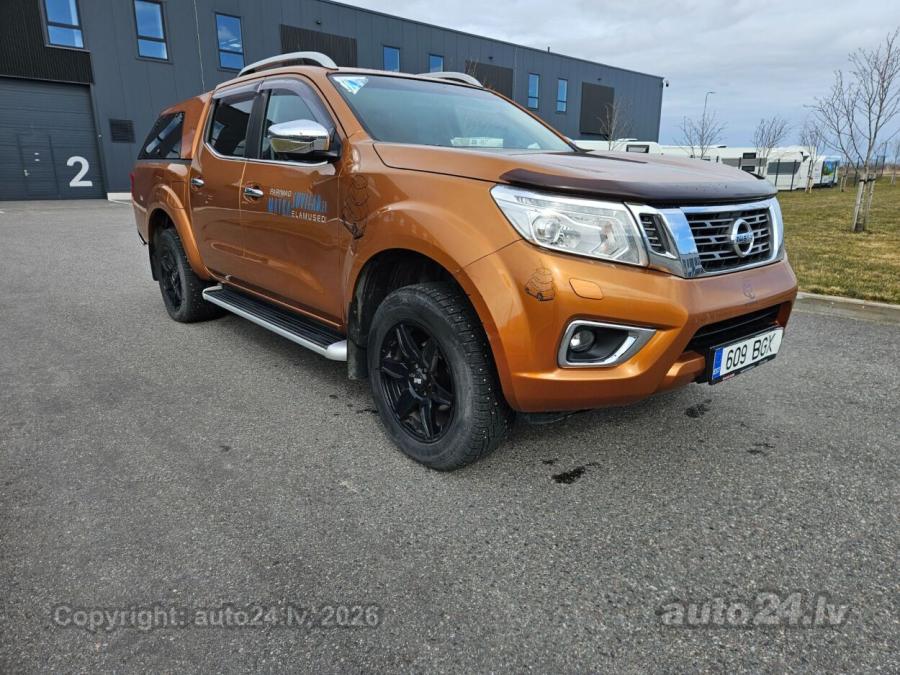 Brown Nissan Navara 2017 in Tallinn, with an engine capacity of 2.30 L and mileage of 181 thousand km for 15900 €, photo 1 on AUTOMOTO.COM.LV