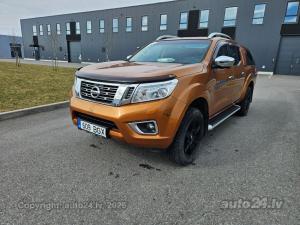 Brown Nissan Navara 2017 in Tallinn, with an engine capacity of 2.30 L and mileage of 181 thousand km for 15900 €, photo 2 on AUTOMOTO.COM.LV