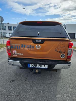 Brown Nissan Navara 2017 in Tallinn, with an engine capacity of 2.30 L and mileage of 181 thousand km for 15900 €, photo 5 on AUTOMOTO.COM.LV