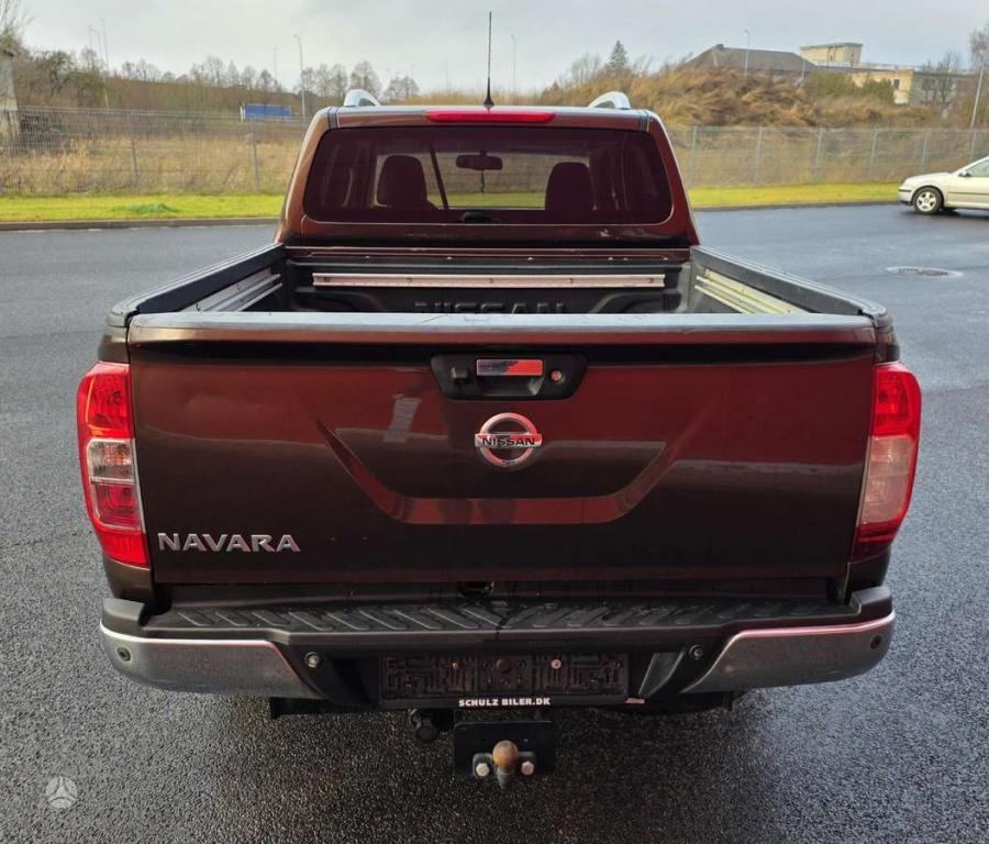 Brūns Nissan Navara 2019 Telšiai, ar dzinēja tilpumu 2.30 L un nobraukumu 215 tūkst. km par 15800 €, foto 8 vietnē AUTOMOTO.COM.LV