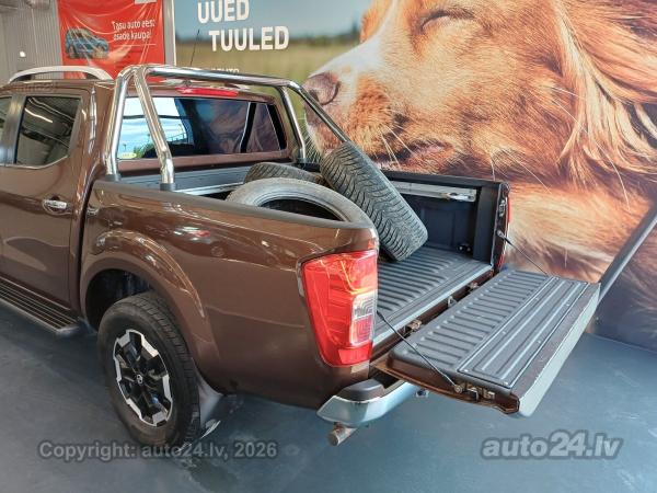 Brūns Nissan Navara 2021 Tallina, ar dzinēja tilpumu 2.30 L un nobraukumu 141 tūkst. km par 25900 €, foto 4 vietnē AUTOMOTO.COM.LV
