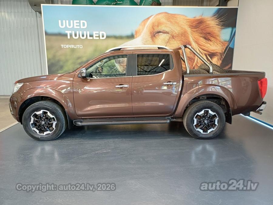 Brown Nissan Navara 2021 in Tallinn, with an engine capacity of 2.30 L and mileage of 141 thousand km for 25900 €, photo 28 on AUTOMOTO.COM.LV