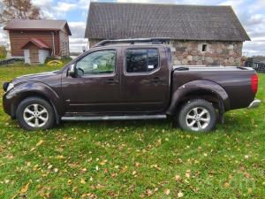 Brūns Nissan Navara 2011 Preiļi, ar dzinēja tilpumu 3.00 L un nobraukumu 449 tūkst. km par 7500 €, foto 14 vietnē AUTOMOTO.COM.LV